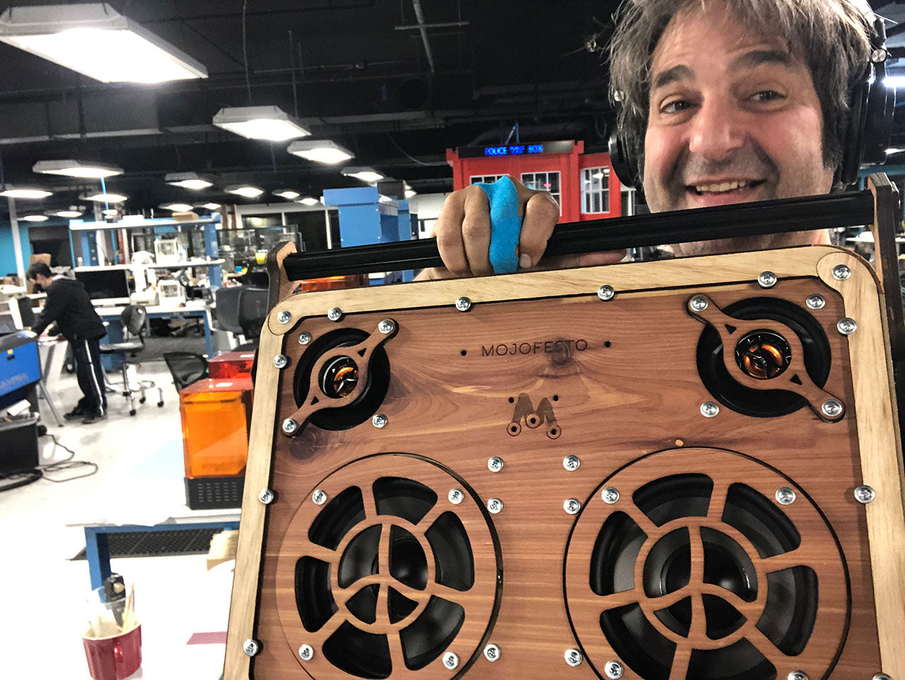Boomboxes – makeboomboxes